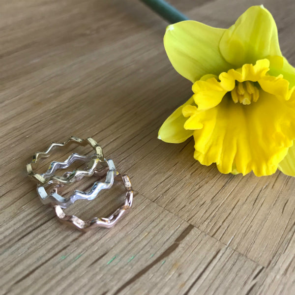 Zig-zag Ring / Midi Rings – Pearls And Rocks